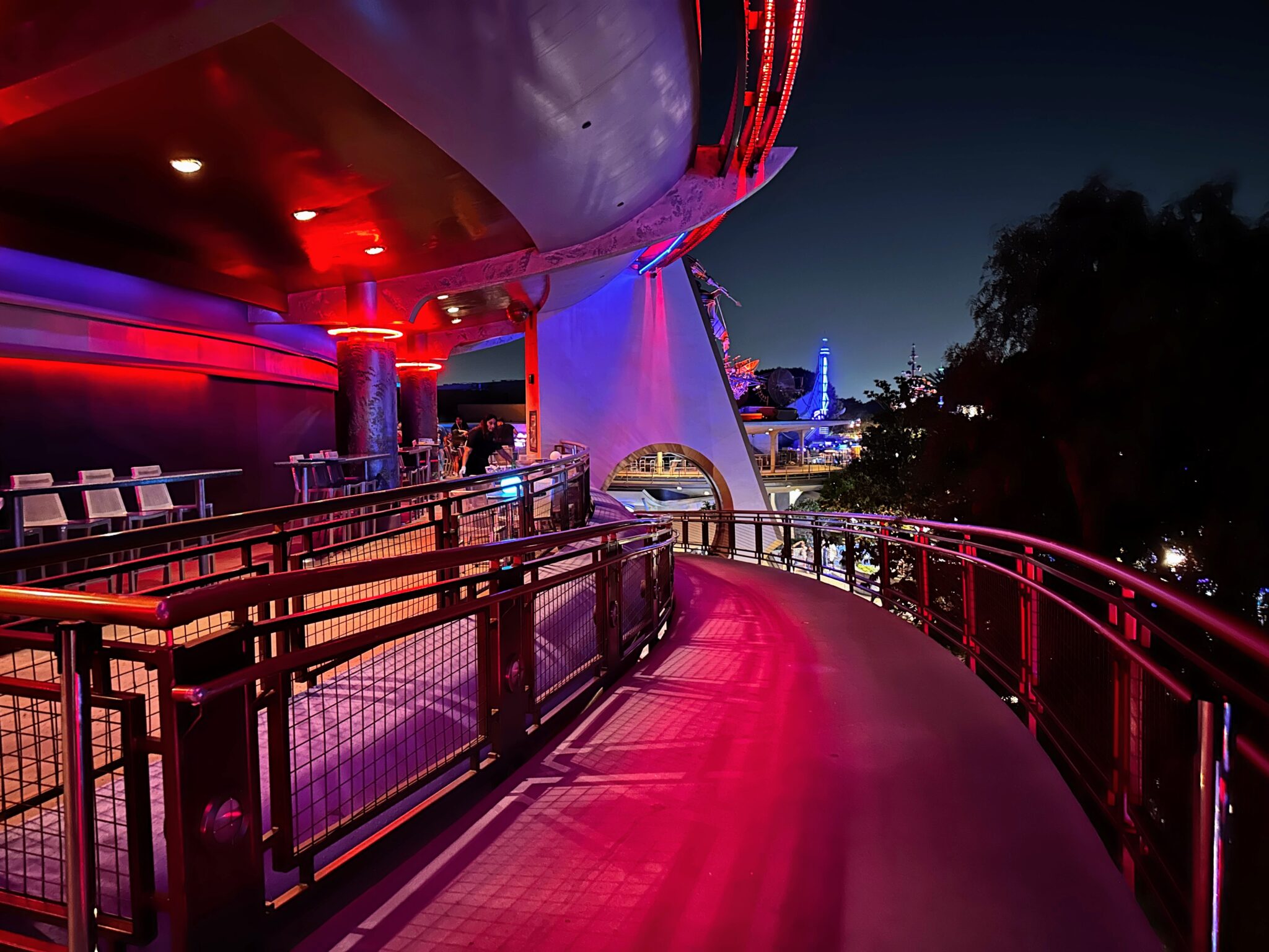 Is The Tomorrowland Skyline Terrace Fireworks Dining Package Worth It?