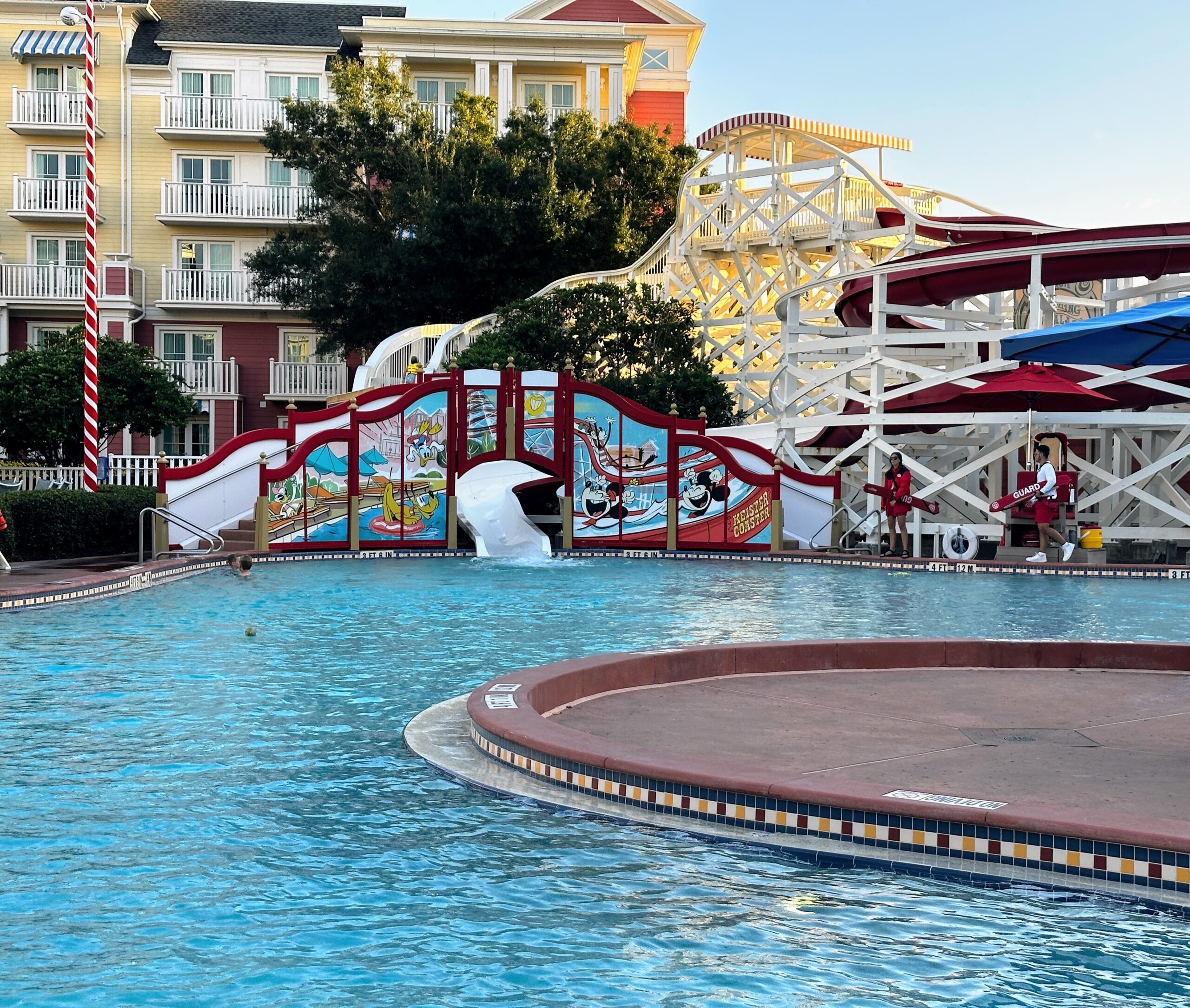 Boardwalk Inn Room Tour (2024): Why runDisney Runners Love This Resort!